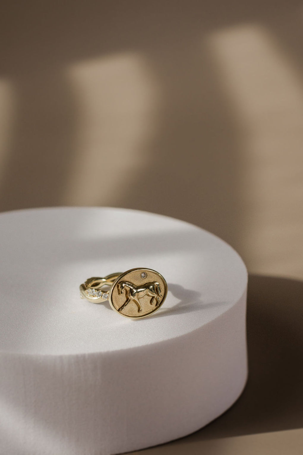 Show Ring– Le Equus Signet